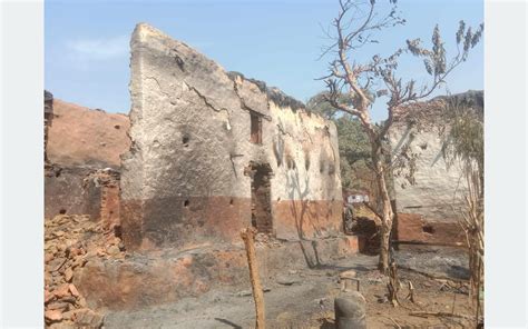 रामेछापमा आगलागी हुँदा करोडौंको क्षति Dcnepal