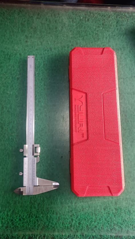 Yuri Stainless Steel Vernier Caliper For Industrial Size Dimension 6