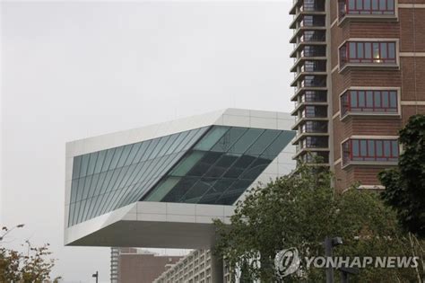 Ecb 일부 은행에 뱅크런 초기징후 있는지 Sns 살펴봐야 파이낸셜뉴스