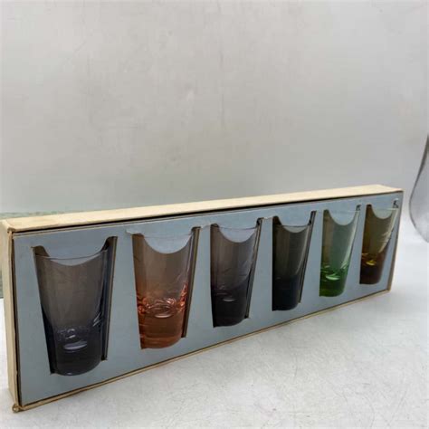 True Vintage New In Box Lovely Set Of Coloured Shot Glasses Etched