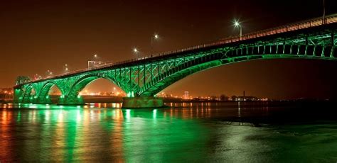 Illumination Of Peace Bridge Niagara Falls Cn Tower Reminder That It