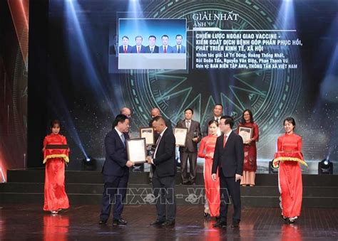 Winners Of 8th National External Information Service Awards Honored