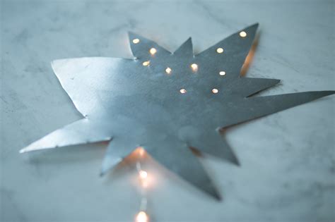 Diy Starburst Tree Topper Mr Kate