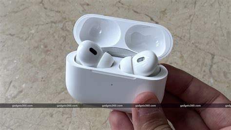 Apple Patent Application Hints At AirPods Sensors That Allow Measurement Of Brain Electrical