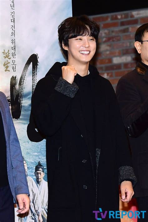 [t포토] 윤시윤 영화 탄생 파이팅 네이트 연예