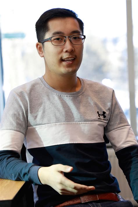 Жолооч архи уусан үед машин асдаггүй тамхины утаа мэдэрч унтардаг төхөөрөмж бүтээжээ