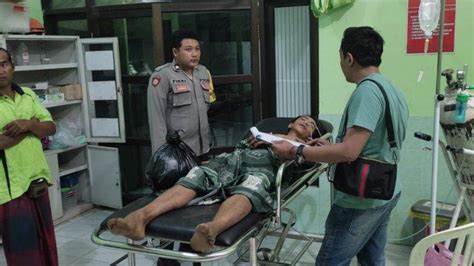 Berpapasan Di Jalan Pria Situbondo Ini Tiba Tiba Sabetkan Arit Pada
