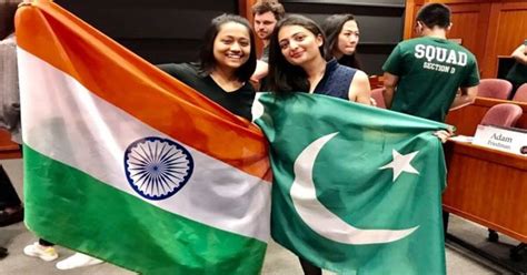 हॉर्वर्ड में पढ़ाई के दौरान पाकिस्तानी लड़की से दोस्ती की रियल स्टोरी Viral पढ़िए दिल छू लेने