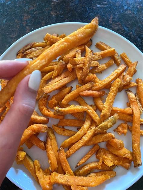 Trader Joes Sweet Potato Fries In The Air Fryer Melanie Cooks