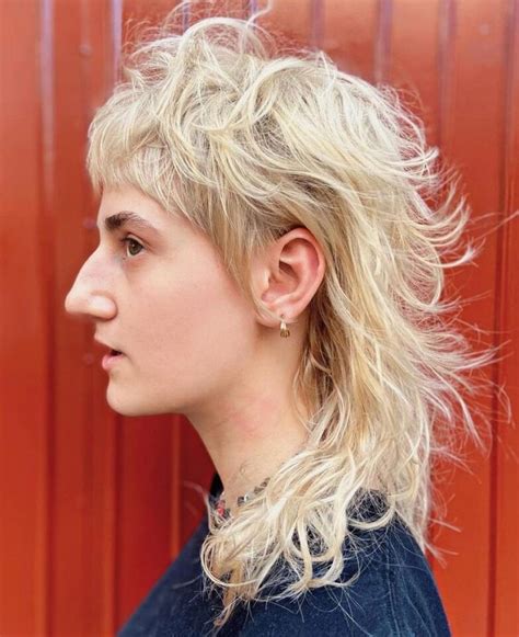 18 Edgy Wolf Cut Mullets For A Modern Rockstar Look