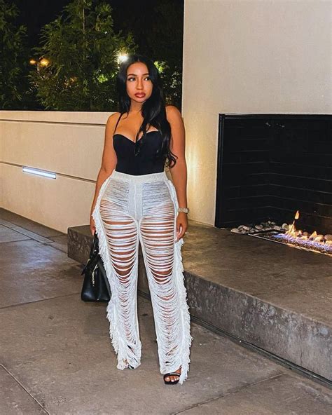 Draya Michele Flaunts Her Hourglass Curves In A Corset Top With Jeans