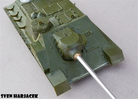 1/35 Zvezda Su-100 in Egyptian service