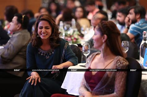Tv Ka Dum Check Out Candid Pictures Of Tv Stars Nakuul Mehta Rubina