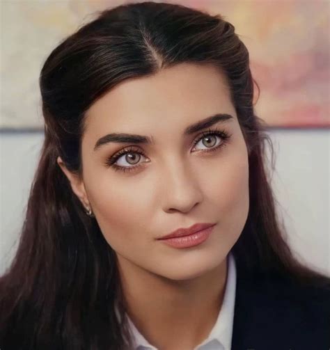 Tuba Büyüküstün 💫 Ru On Instagram “🏹 ️ Tubabustunofficial