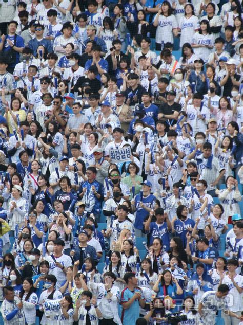 윤석열 대통령 ‘2023 프로야구 개막전 대구 삼성라이온즈파크 찾아 대구일보