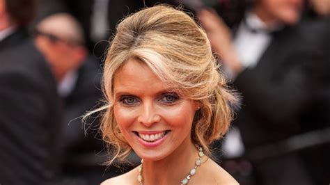 Sylvie Tellier 46 Ans Sexprime Sans Détour Sur Johnny Hallyday