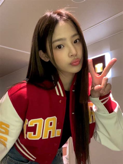 Newjeans Pics On Twitter New Jeans Style Kpop Girls Kpop
