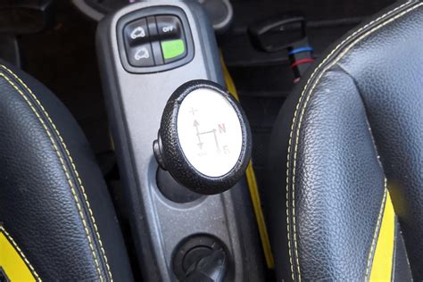Smart Fortwo 2013款 10 Mhd 敞篷城市游侠特别版图片smart18张图片汽车内饰图库懂车帝