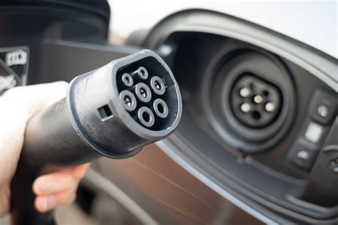 Ford Escape Plug In Hybrid Specs Review Feature Buyers Guide