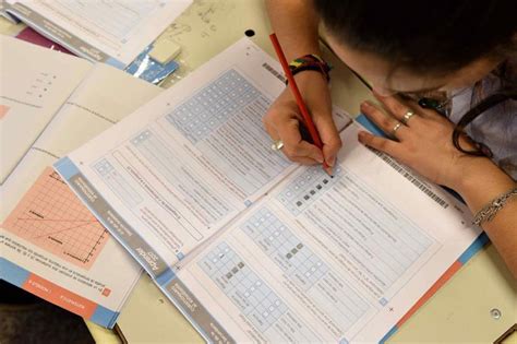 Pruebas Pisa Confirman Mejoría En Lengua Pero Retroceso En Matemáticas