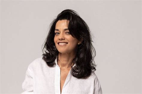 Renascer Ana Cecília Costa a Morena comemora sucesso Celebridades F