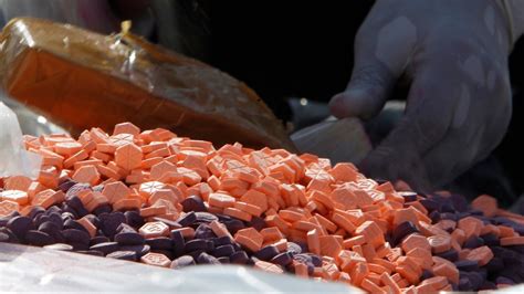 របាយការណ៍ ថ្មី មួយ បង្ហាញ ថា កុមារ ពាក់ព័ន្ធនឹង ការប្រើ គ្រឿង ញៀន