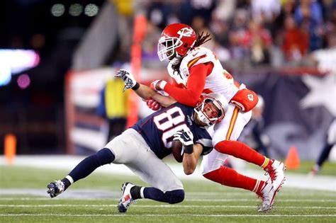 Top Nfl Official Admits Link Between Football And Cte Here And Now