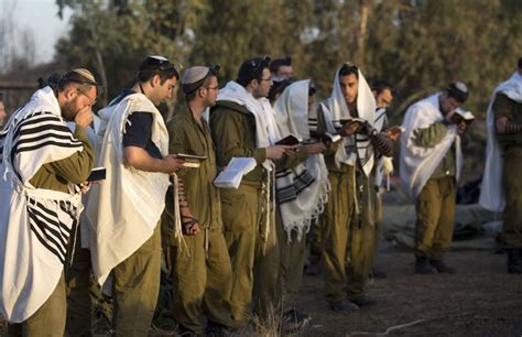 Calm Elusive As Rockets Rain In Gaza Israel Cnn
