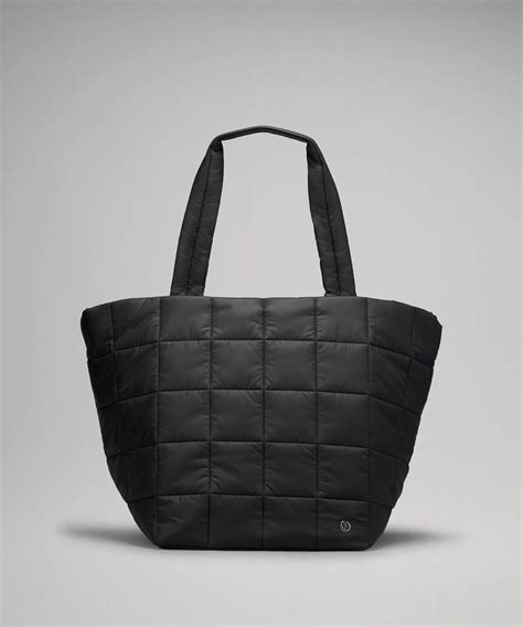 Quilted Grid Tote Bag 26l Womens Bagspurseswallets Lululemon
