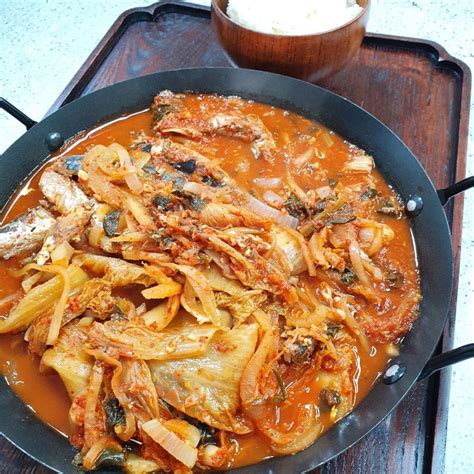 통조림고등어 김치찌개만드는법