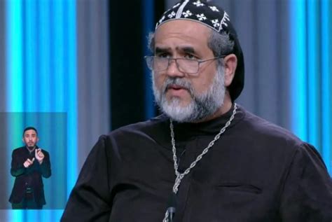 Padre Kelmon vira memes nas redes sociais após debate da Globo Veja o