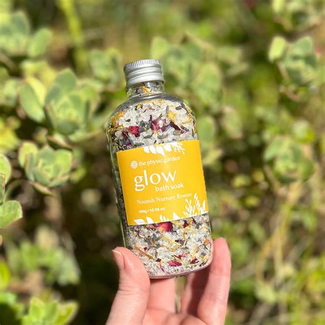 The Physic Garden Bath Soak Glow Flora And Fauna Au