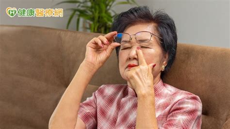 她被「乾燥症」困擾三年 中醫「這樣調理」改善乾澀疼痛