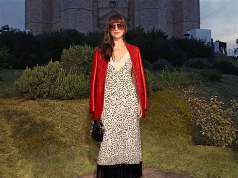 Dakota Johnson Brought A Sleazy Chic Accessory To The Gucci Show British Vogue