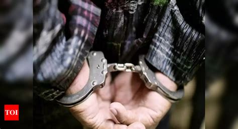 Cops Arrest Two Accused In 5 Month Old Murder Case Varanasi News