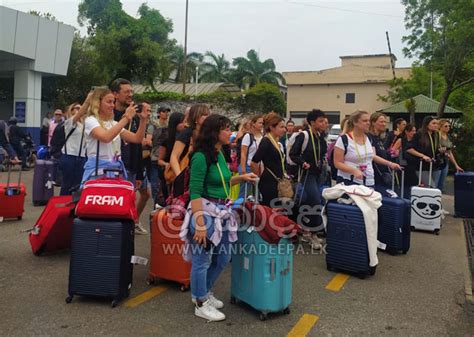 ප්‍රංශ සංචාරක නියෝජිතයෝ පිරිසක් දිවයිනට Lankadeepa Online