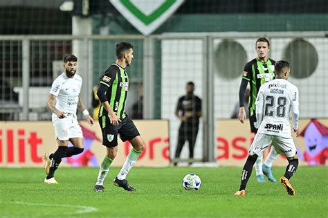 Atuações Do Corinthians Gil Vacila E Ataque Perde Muitos Golsjogada