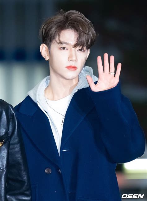 잡담 와 오늘 장하오 뭐야 개잘생김 인스티즈instiz 연예 카테고리