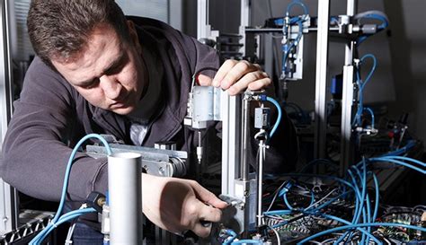 Ict40120 Certificate Iv In Information Technology Networking Tiwa