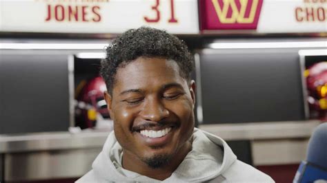 Inside The Locker Room Cb Jonathan Jones