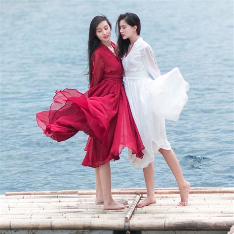 棉麻记白色连衣裙女春夏2022年新款红色气质长裙收腰闺蜜裙沙滩裙 虎窝淘