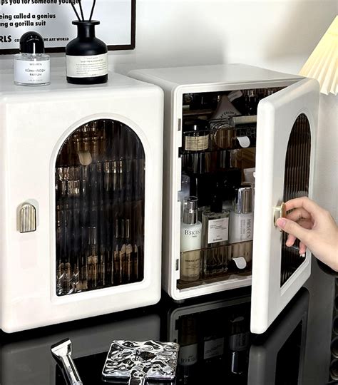 ⭐ New⭐ 프렌치 화장품 정리함 먼지 걱정없는 화장품정리대 수납정리함 화장대정리 에이블리