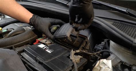 How To Change Air Filter On Renault Clio 3 Replacement Guide