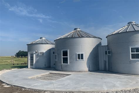 Lodging And Rentals Simple Blessings Farm Barn Wedding Venue In Knob