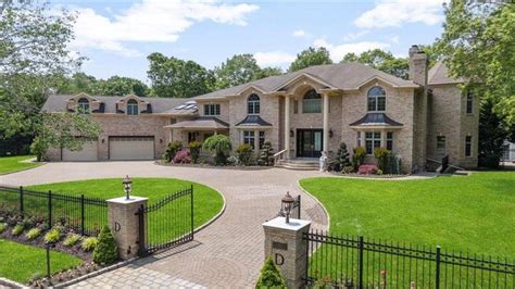 Dix Hills Ny Homes For Sale And Real Estate