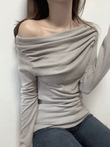 하객룩오프숄더3way 기모 허리 잘록 드레이프 셔링 티셔츠 에이블리