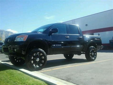 Nissan V8 Titan