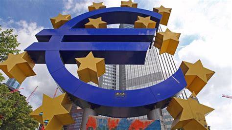 Европейские министры одобрили транш для Греции