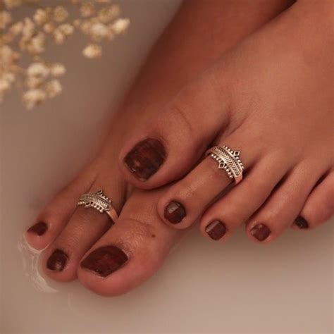 Pin By Monika Roy On Jewelry Patterns Toe Ring Designs Silver Toe