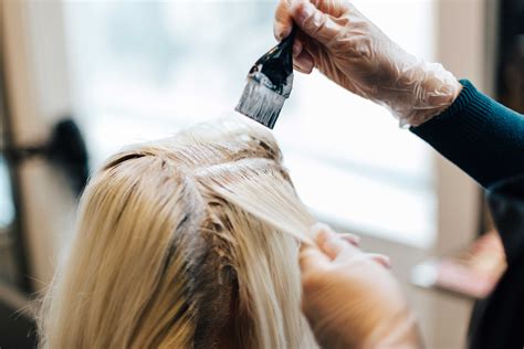 Root Touch Up For Blonde Highlighted Hair At Alexandra Jones Blog